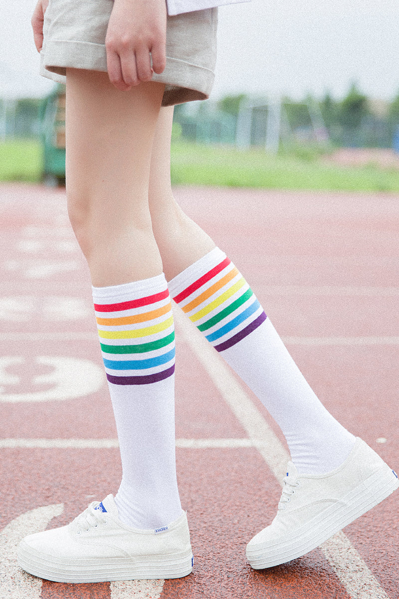 RAINBOW STRIPE LONG SOCKS YV2401