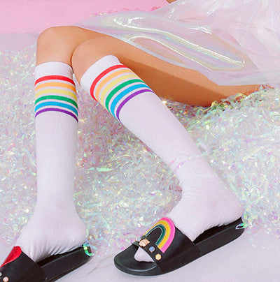 RAINBOW STRIPE LONG SOCKS YV2401